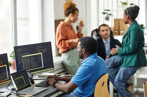 Ensure Smooth Project Management Of Software Development