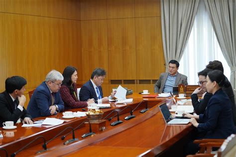 140 мянган малчны зээл төлөх хугацааг Vi сар хүртэл хойшлууллаа