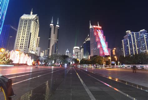 深圳街头夜景图片 深圳夜景 大山谷图库