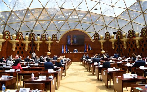 Премиерот Заев за реформите во правосудството Извештаите од ЕУ нотираат видливи успеси во