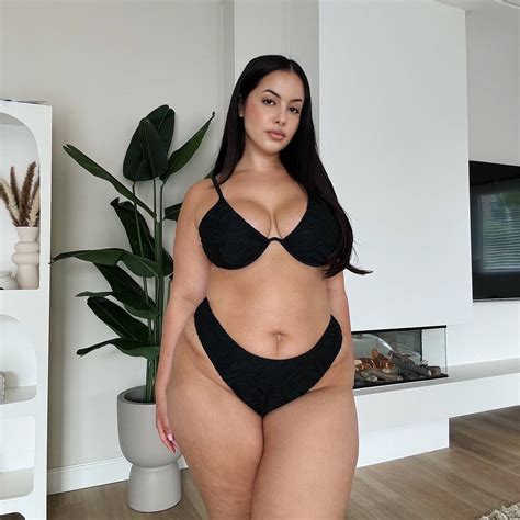 Post From Curvy Babes