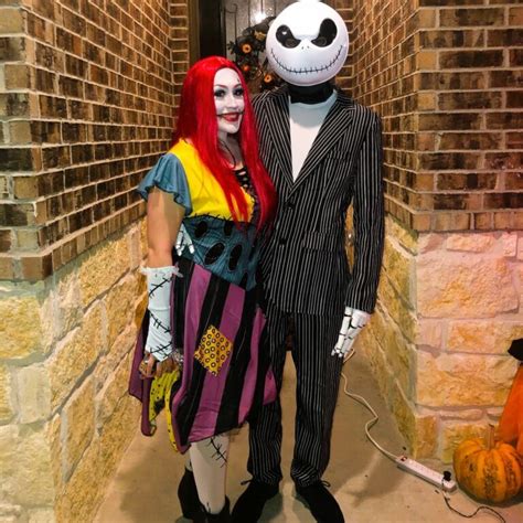 10 Amazing Halloween Costumes With A Black Corset