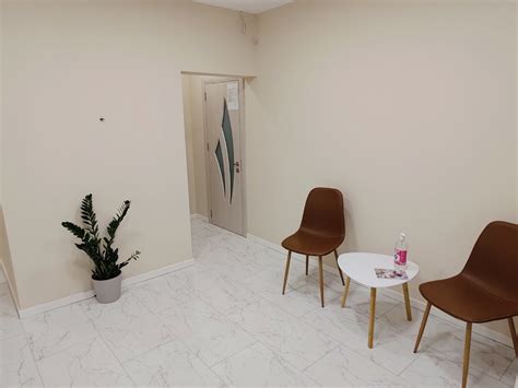 Иновативно почистване на зъбен камък без болка с полираща пудра Gbt плюс обстоен преглед със