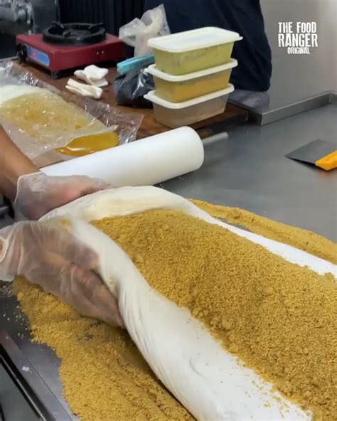 Making Soft Peanut Candy In Kaohsiung Taiwan R Streeteats