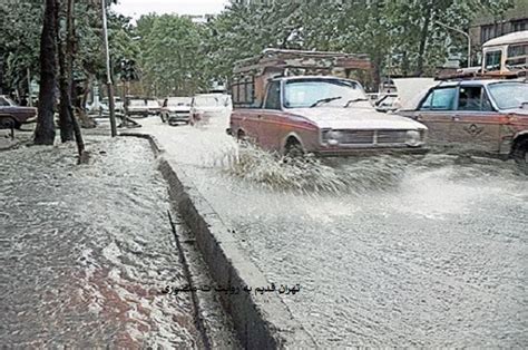 تهران خیابان ولیعصر در یک روز بارانی