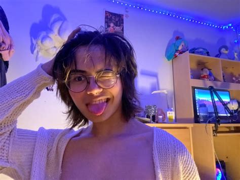 Kiyana Vi Kianavi Rkiyanavikianavi Kiyana Vi Kianavi Rkiyanavikianavi