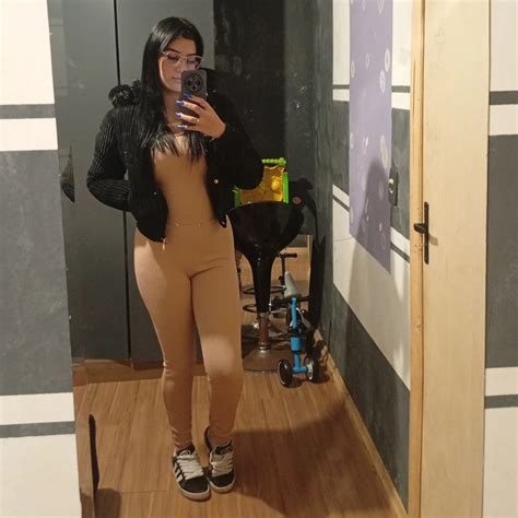 Freitas Emily Freitass • Instagram Photos And Videos