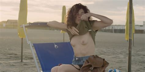 Nude Video Celebs Rosa Palasciano Nude Giulia Una Selvaggia Voglia Di Libert