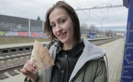 Public Agent Train Station Smoker Gets Fucked Netpornsex Net