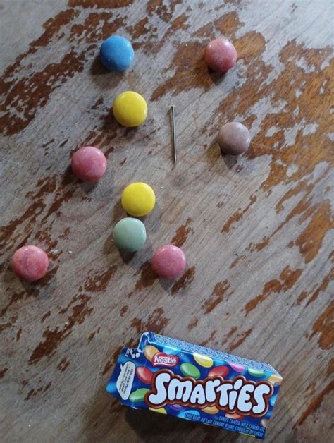 People Keep Finding Sharp Objects In Their Halloween Candy Across