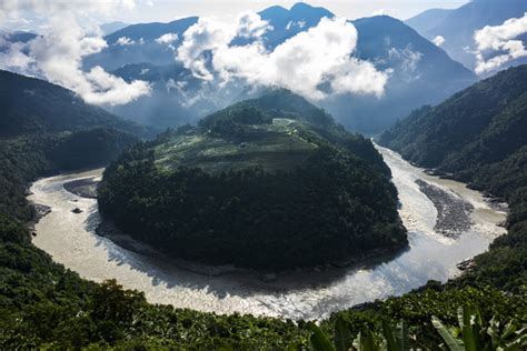 西藏墨脱风光 森林植被 自然风景 摄影 汇图网www huitu