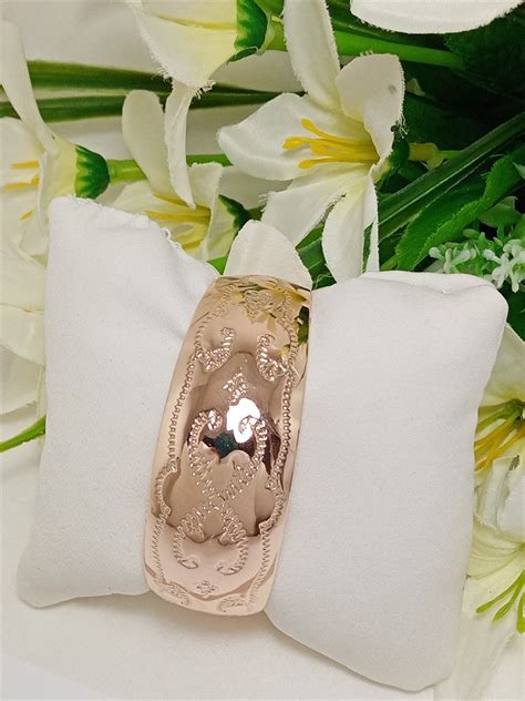 Ювелирная бижутерия под золото - Браслет "Золотая изящность"