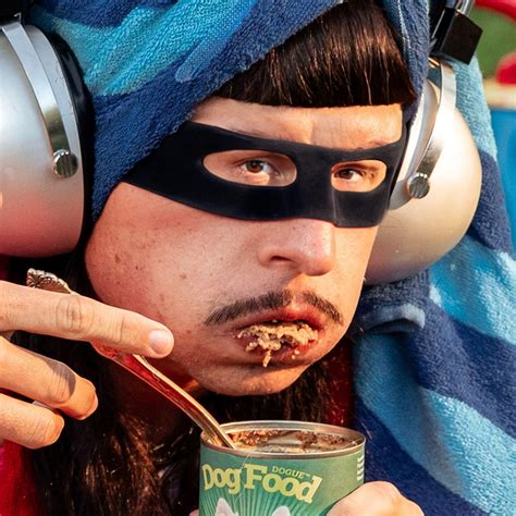 Oliver Tree Returns With Explosive New Single Superhero” And Announces