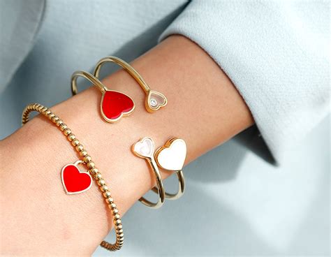 خرید آنلاین بنگل طلا زنانه قلب گالری تاج