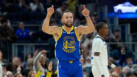 The Athletic Steph Curry Hits 100 Foot Shot Before Return To Lineup