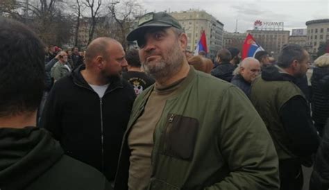 Хероји Кошара Рекао сам свом сину Сине мој твоја судбина ће бити тешка никада нећеш смети