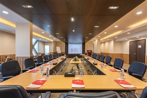 Ramada By Wyndham Al Qassim Bukayriah Sa Hotels