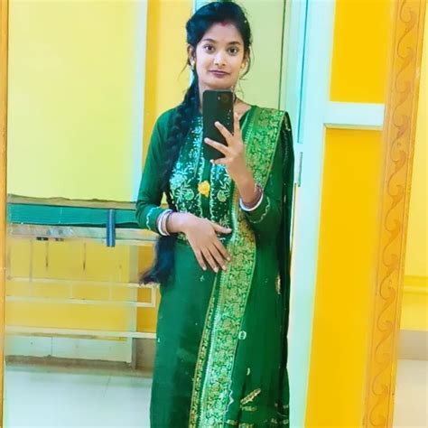 Instagram Video By ♥️atitika♥️ • May 17 2024 At 1142 Am