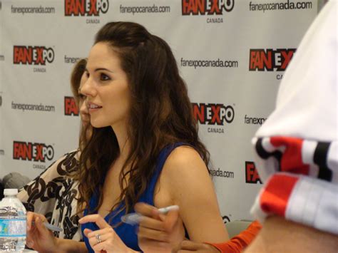 Anna Silk Lost Girl Photo 32291417 Fanpop