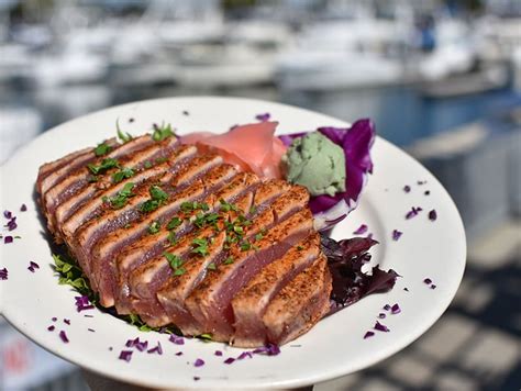 Seared Ahi With Cajun Spices The Bar Menu The Crab Pot Long Beach