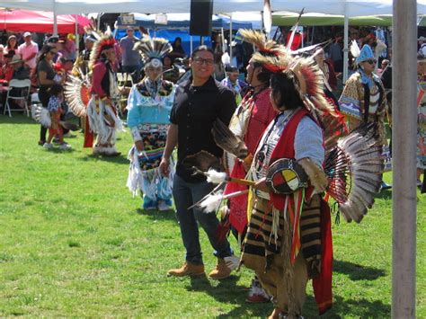 Intertribal Dancing At Balboa Park Pow Wow Cool San Diego Sights