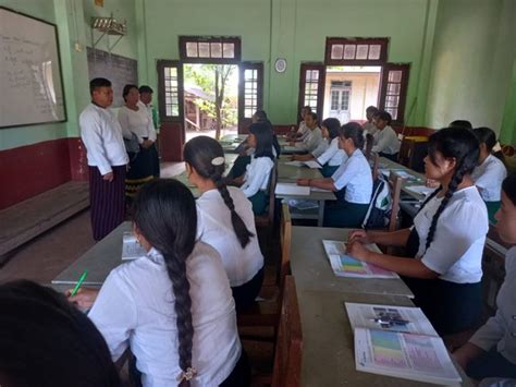 ကျောက်မဲမြို့၊ အခြေခံပညာအထက်တန်းကျောင်းနှင့် အလယ်တန်းကျောင်းများ၌ ကျောင