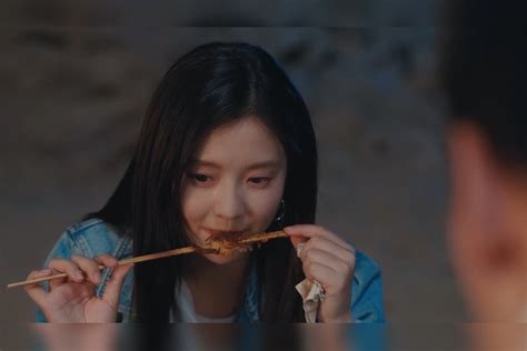 听见我的声音美女当男子为朋友对方竟不甘心他会怎么做
