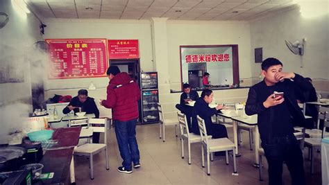 新春走基层小县城饭馆：有了互联网 春节也是“旺季”