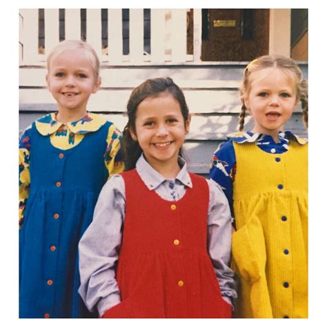 Tbt My First Day Of Grade 1 Mel In Grade 3 And Nat In Kindergarten And Early 90s Primary Colour