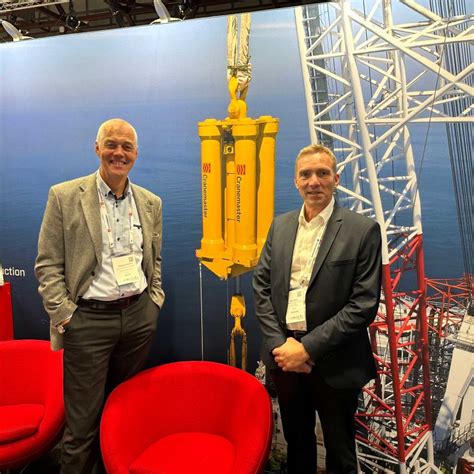 Heavylifting Cranemaster Offshoreinstallation Kristian Helland