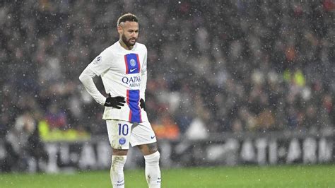 Psg Neymar Répond Aux Critiques Sur Son Hygiène De Vie Je Fais Ce