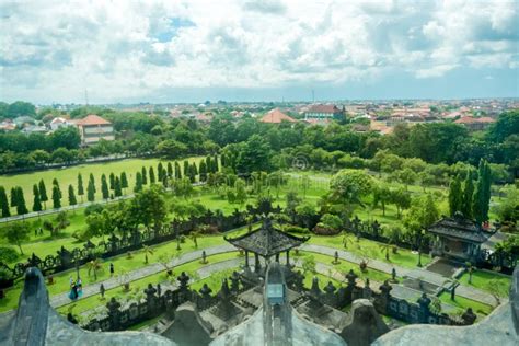 Geomorphic Features Caused By Erosion And Weathering Of Water And Wind Stock Image Image Of