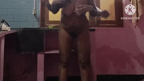Aunty Banging In Rear End Fashion Very Slightly