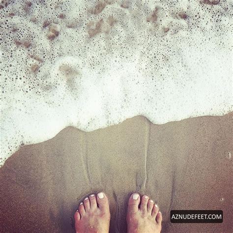 Roxi Dlite Feet Aznudefeet