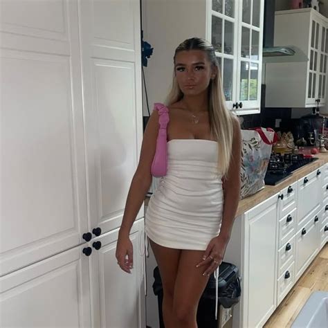 Ellie May Barnes Xxelliemayy On Threads