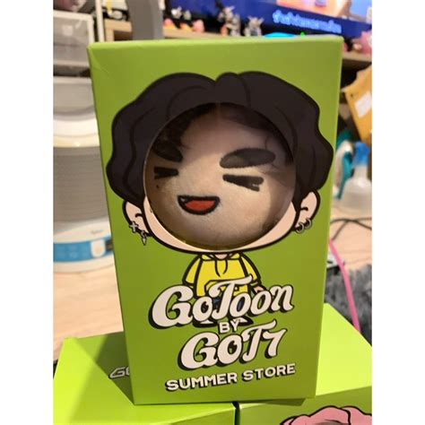 พร้อมส่ง ชัคกี้ เวอร์ 4 ตุ๊กตา มาร์ค แจ็คสัน แบมแบม ยูคยอม Got7 Gotoon