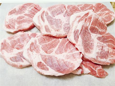 목살간장조림 콜라로 부드럽게 돼지고기목살 양념구이 만드는 법