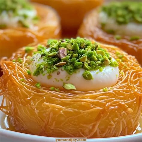 Mini Kunafa With Cream 2