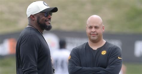 Steelers Gm Omar Khan Explains Rb Salary Dilemma