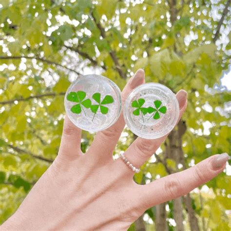행운의 네잎클로버 레진 돔 구슬 반구 핸드폰 케이스 스마트톡 에이블리