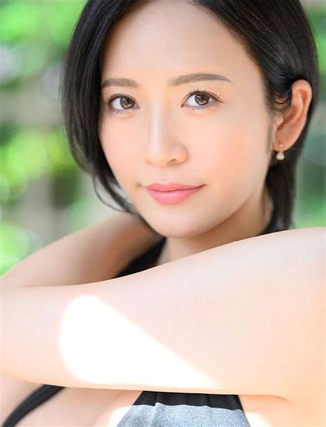 【沖宮那美 動画】誕生 沖宮那美 33歳 Av Debut 100年に1度の大型新人、現る―。 無料av動画