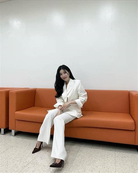 이해리 집 나오면 커리어우먼 남편 또다시 반할 슈트 셋업 패션 스타와 패션 이해리 집 나오면 커리어우먼 남편 또다시 반할 슈트 셋업 패션 스타와 패션