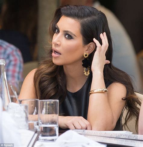 Kim Kardashian Squeezes Her Curves Into Tight Leggings As She Heads To The Gym Daily Mail Online