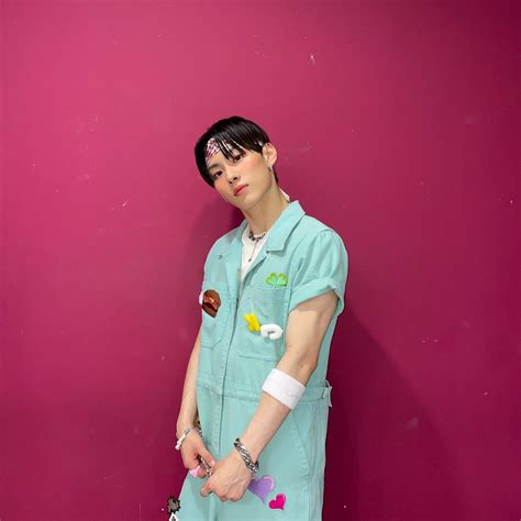 ☆͟𝓡𝐔𝟔𝐘 ꕀ🐰 On Twitter Rt Tnx Twt 수줍수줍 💙💙🦭🧍🏻 우경준 Kyungjun