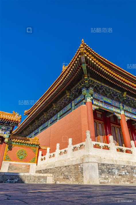 蓝天下的中国北京故宫博物馆的古宫殿建筑 站酷海洛 正版图片 视频 字体 音乐素材交易平台 站酷旗下品牌
