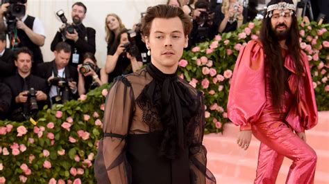 Met Gala 2019 Harry Styles In Gucci Vogue Italia