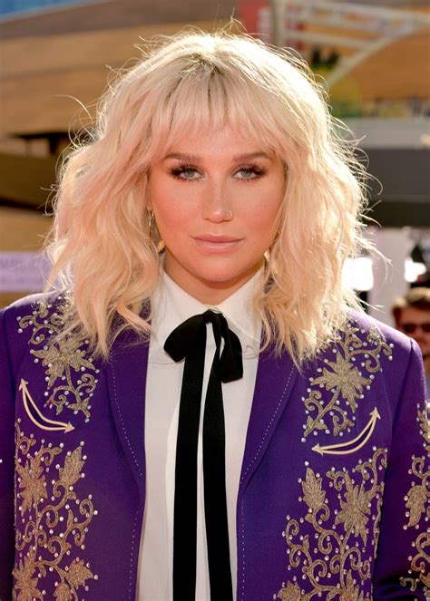 Billboard Awards Mirror Online