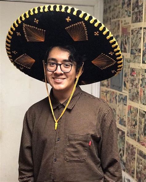 Pin By Danirangel♡ On Cuco♡ Dream Pop New Music Music Artists