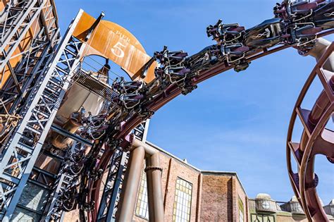 Erst Sitzen Dann Fliegen F L Y Phantasialand In Brühl Bildergalerie
