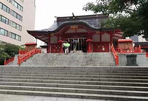 2024花园神社游玩攻略 参观新宿这个五颜六色的寺庙 去哪儿攻略